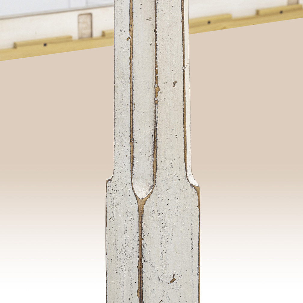 Historical Tokeneke Pencil Post Bed
