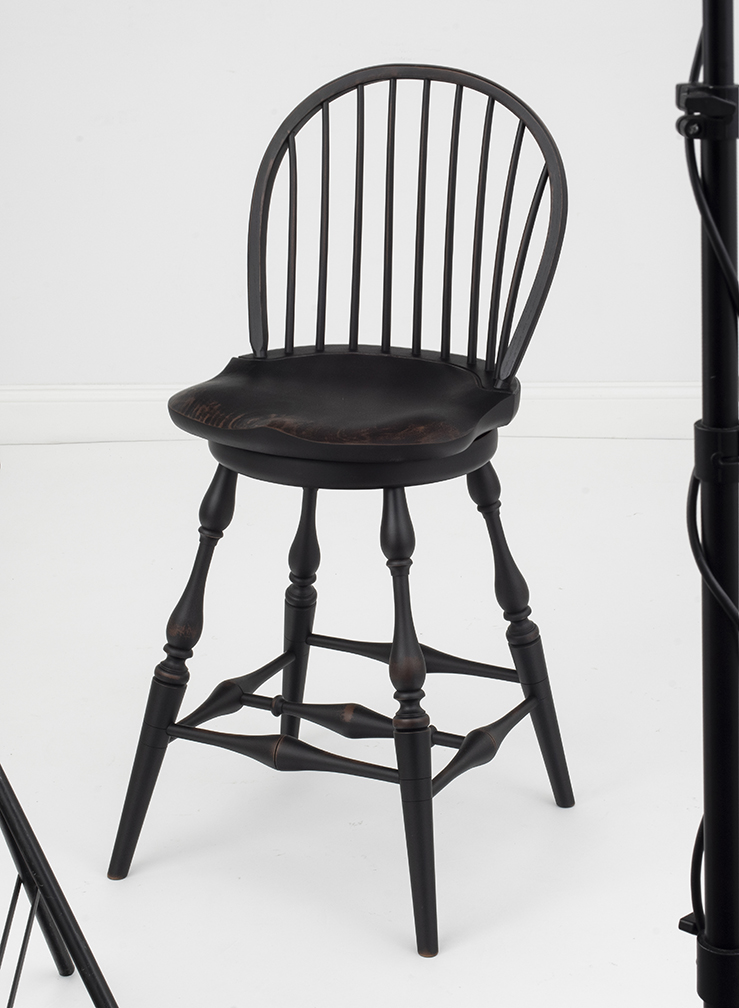 Set of 4 Swivel Low Bow Back Stools